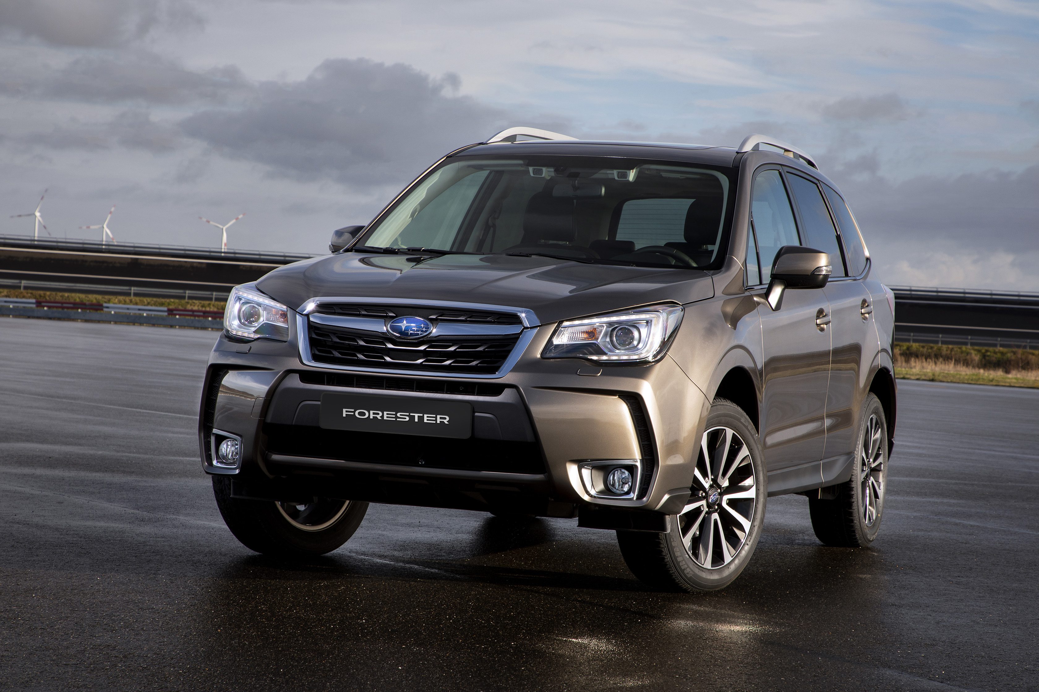 Forester 19 exterior (1) - Universo Subaru