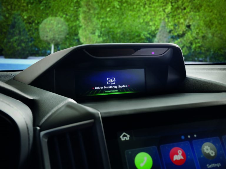 El Subaru Forester ecoHYBRID te vigila… ¡Ni una distracción al volante ...