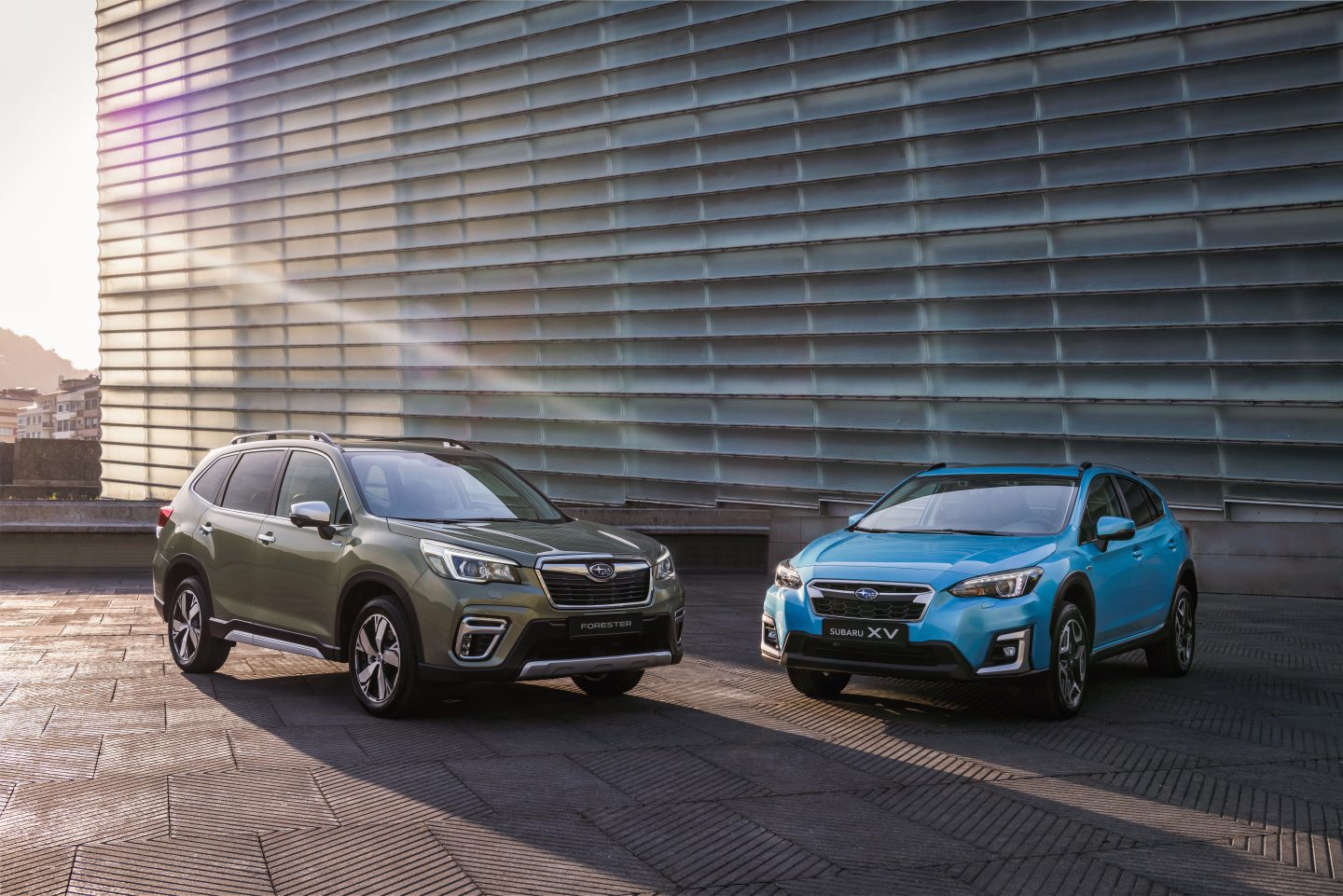 XV+Forester ECO HYBRID (2) - Universo Subaru
